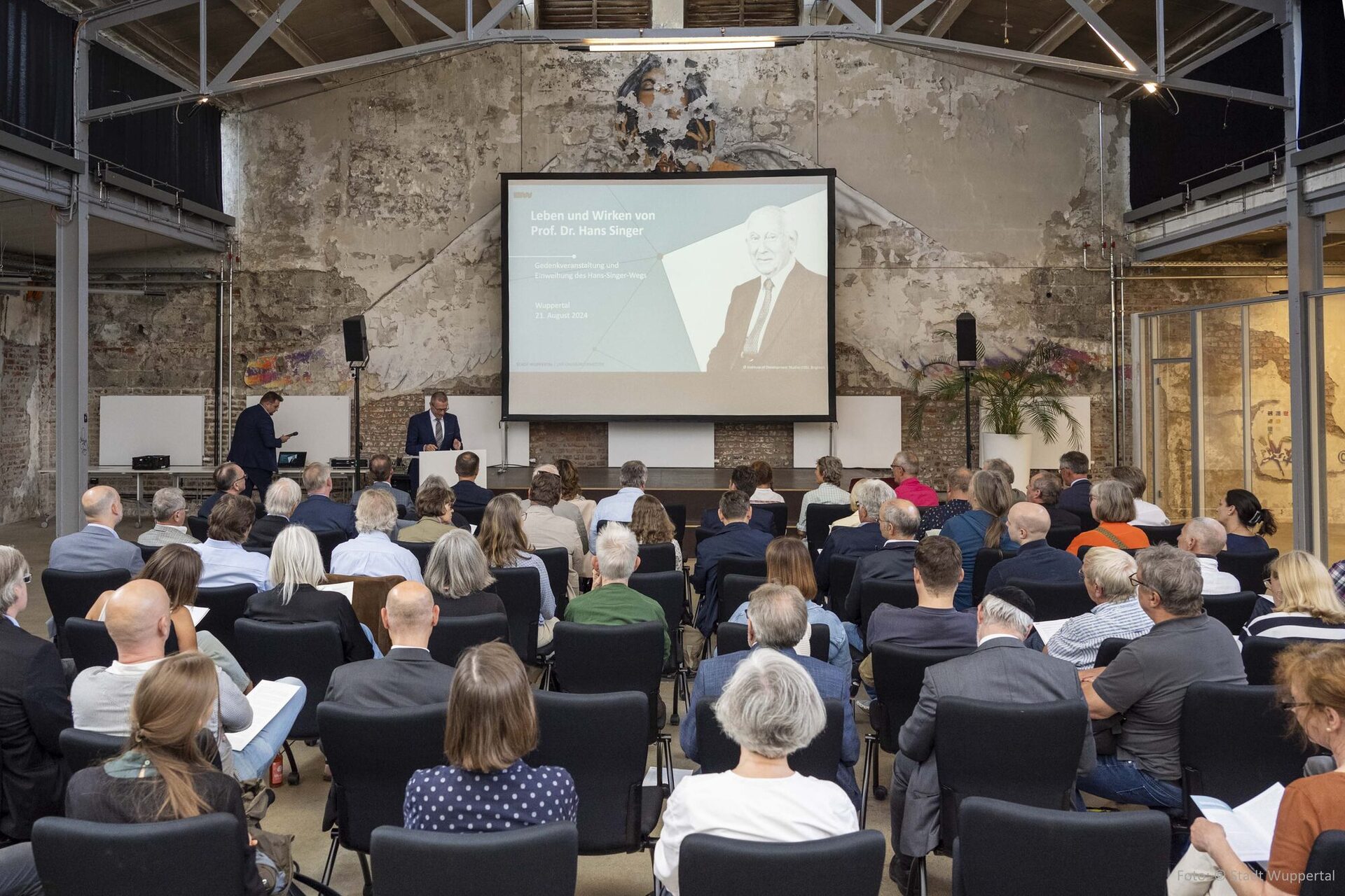 Stadt ehrt Weltökonom Hans Singer mit Wupper-Weg | Wuppertal