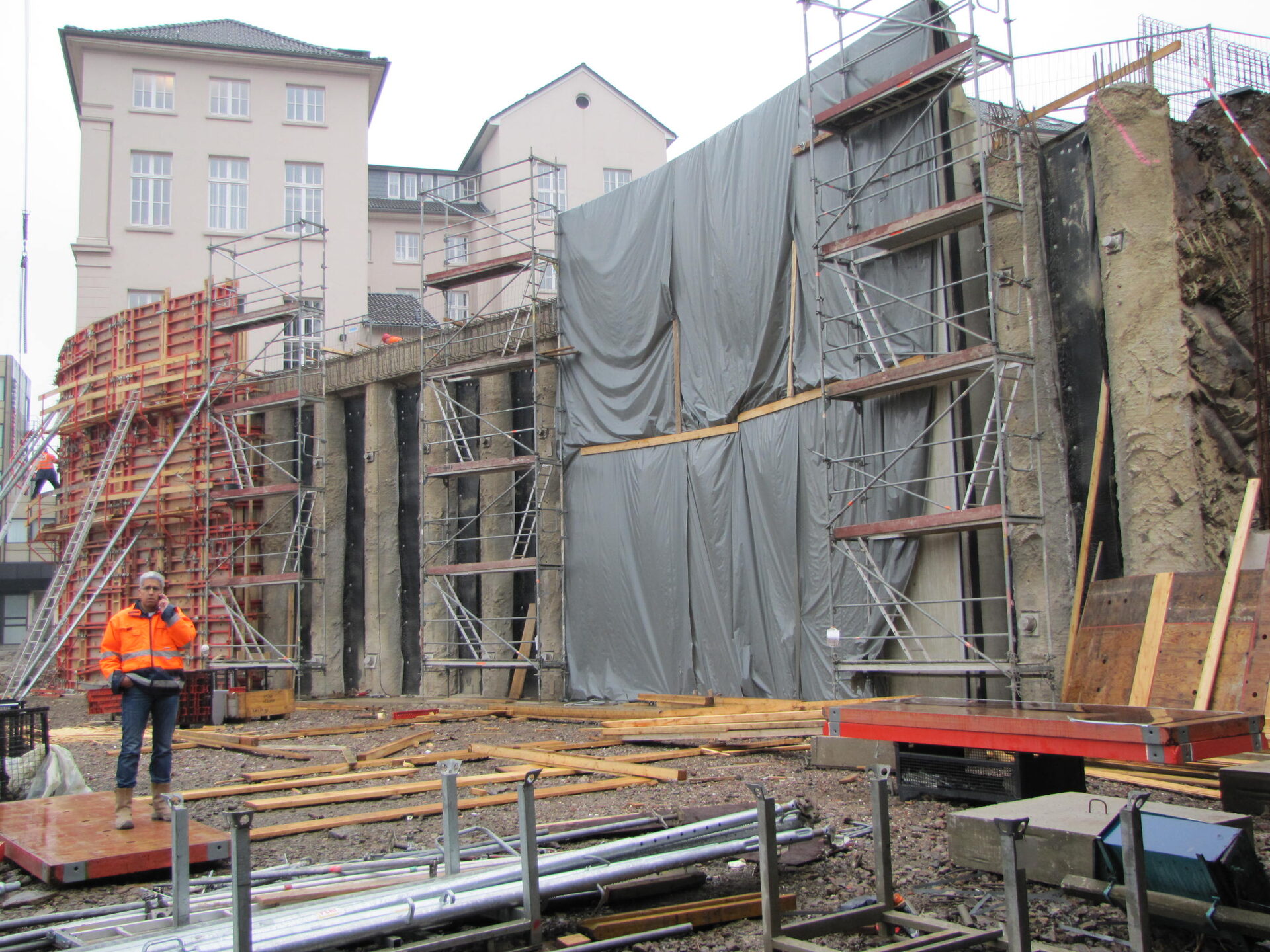 Vorsatzschale wird sichtbar | Umbau Döppersberg