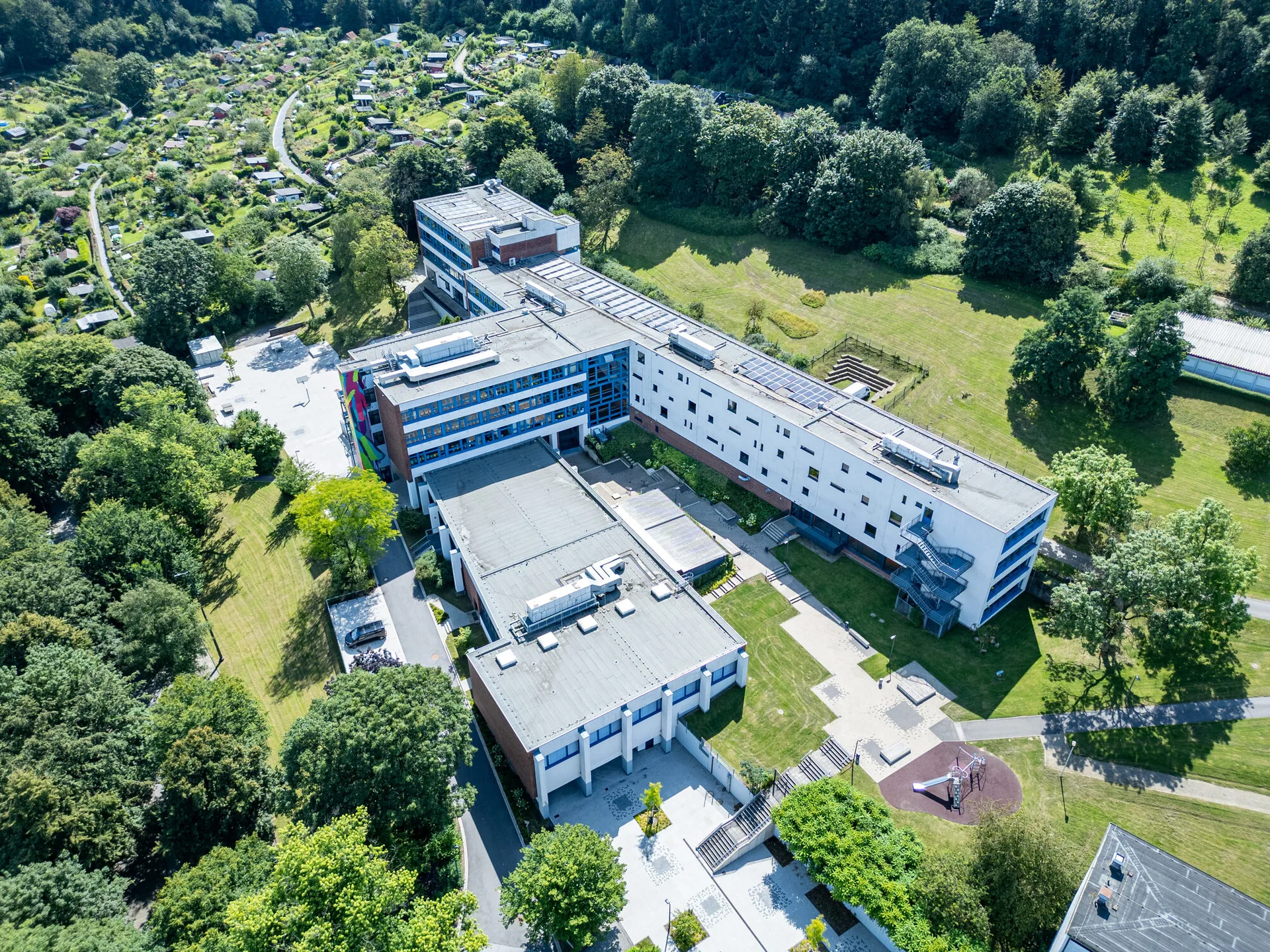 Schluchtstraße 34 – Gymnasium am Kothen | Gebäudemanagement