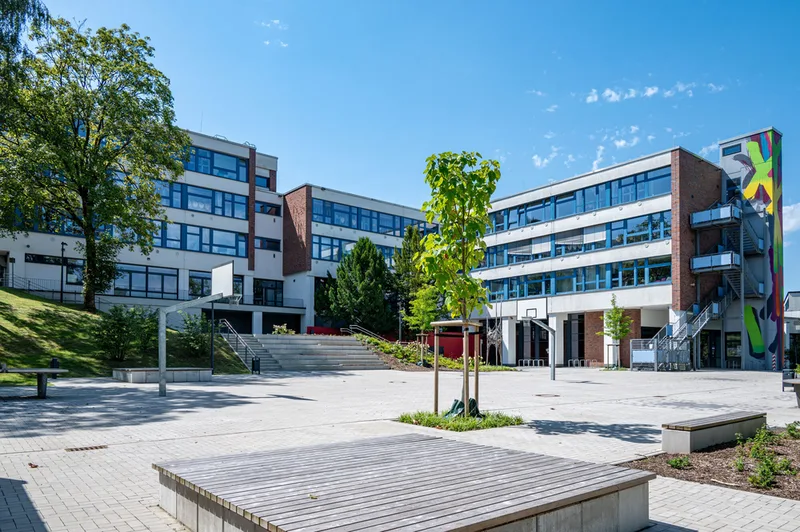 Schluchtstraße 34 – Gymnasium am Kothen | Gebäudemanagement