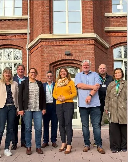 Oberbürgermeisterin Miriam Scherff besucht frisch sanierte Helene ...